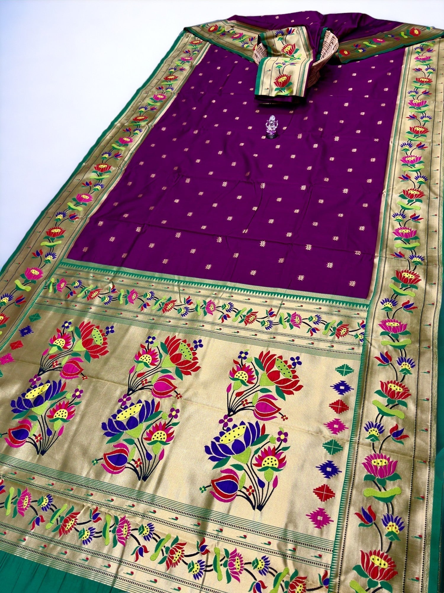 Paithani ₹2000-4000 – Tanishq Paithani