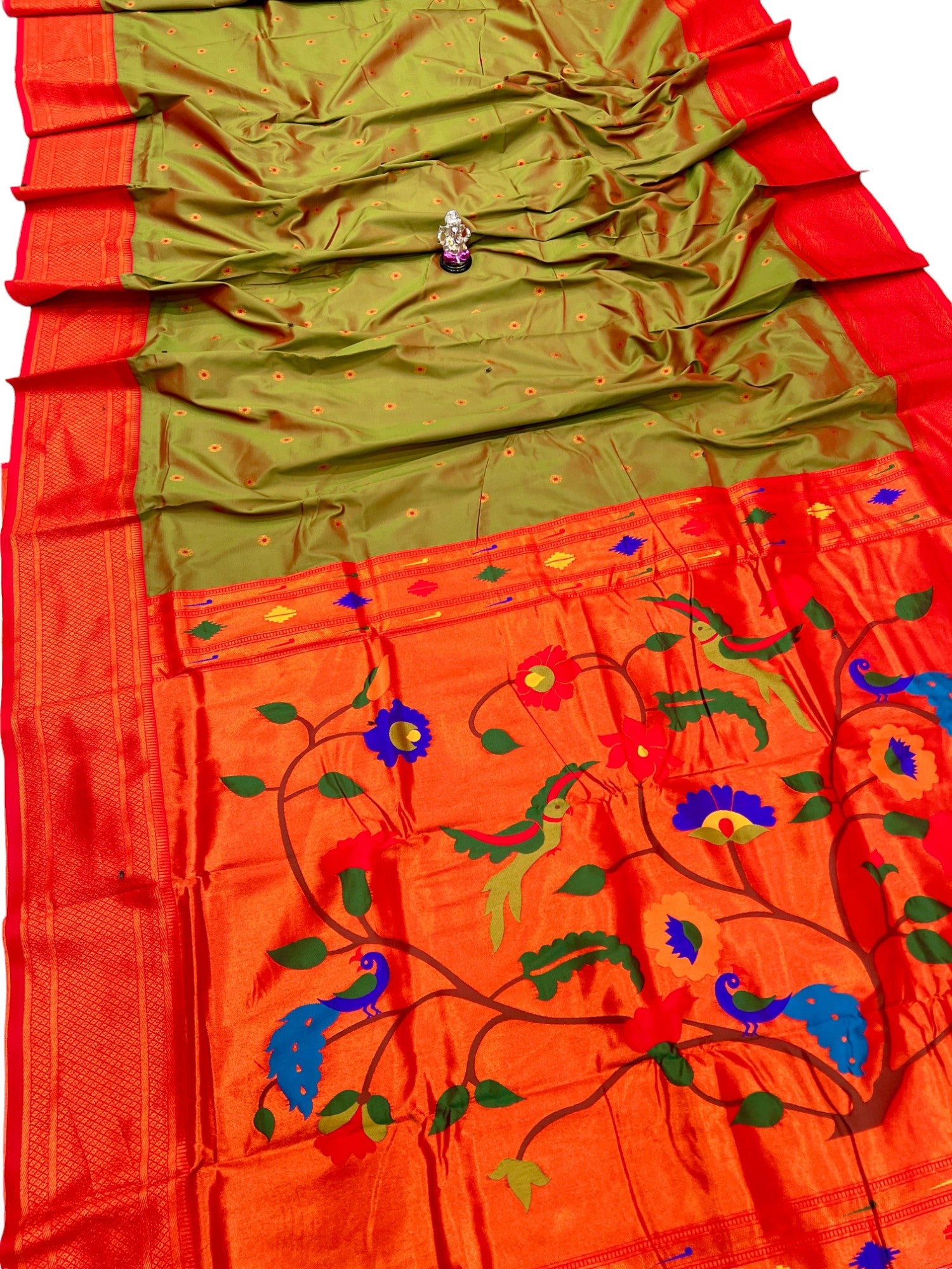 Ruhi Kadiyal Paithani – Tanishq Paithani